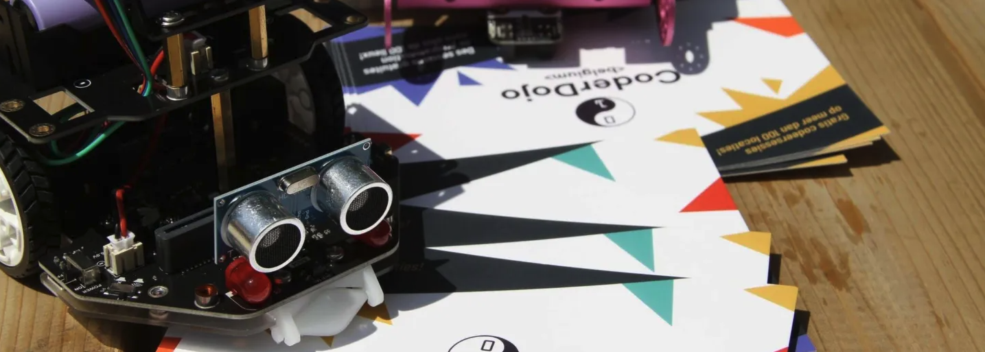 Coderdojo Quindo: leer gratis programmeren in Kortrijk - UiTinVlaanderen