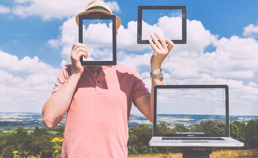 Digibib Online | De cloud in ___ - UiTinVlaanderen