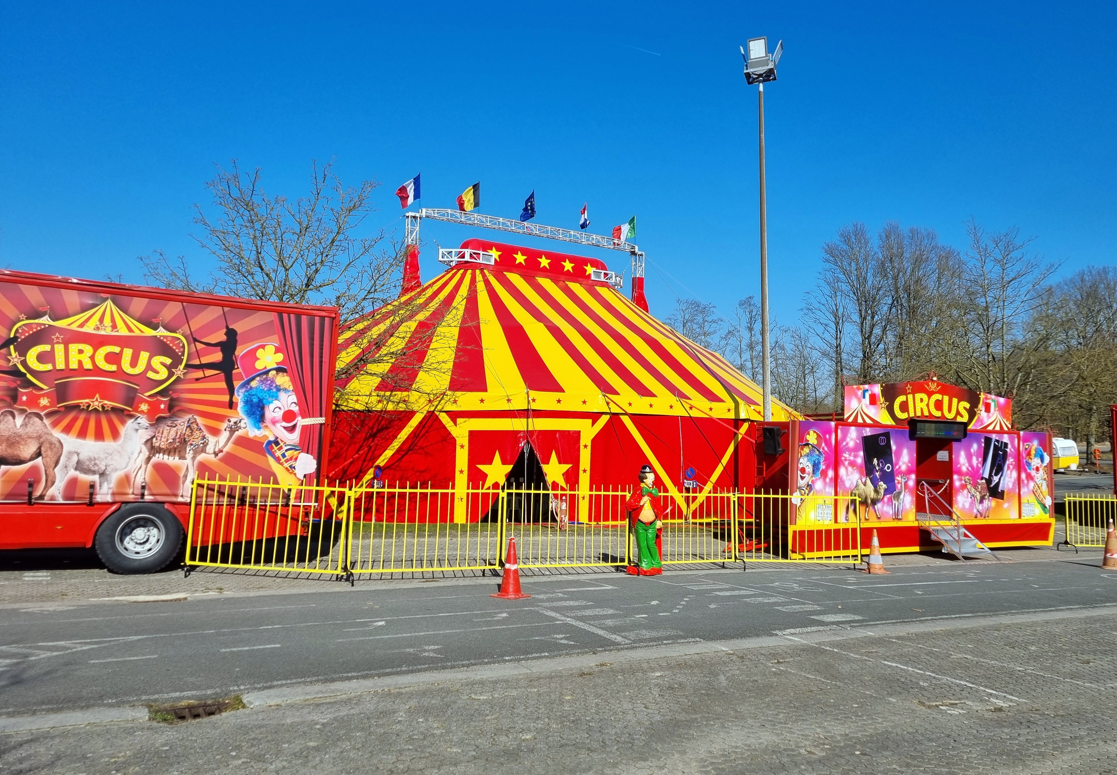 Circus Pepino te Lokeren, april 2024 in Lokeren - UiTinVlaanderen