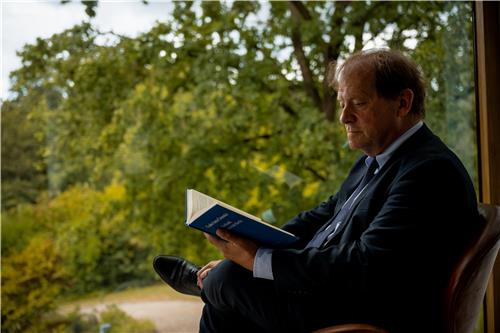 DF | Tijdsgeest - Rik Torfs in Aartselaar - UiTinVlaanderen