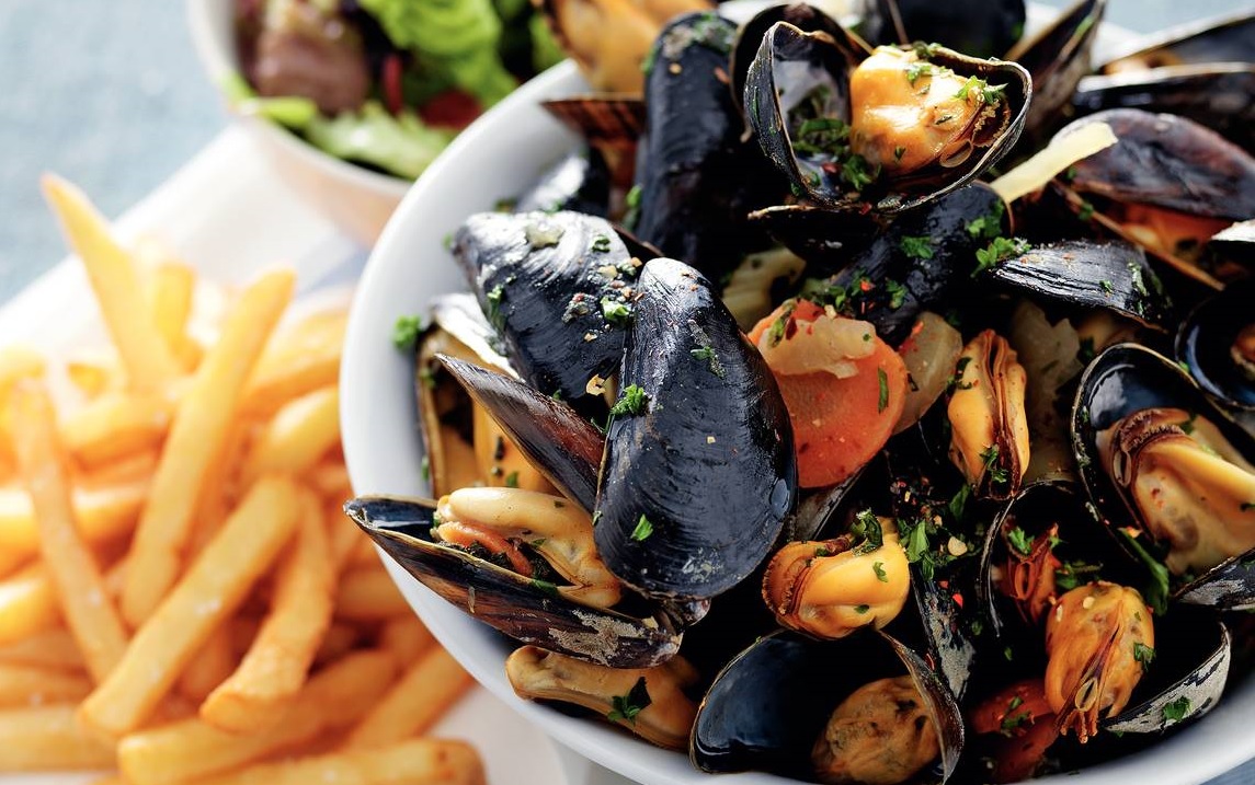 Bezoek aan het Portaal van Vlaanderen en ijshoeve De Boey in DESSEL ...