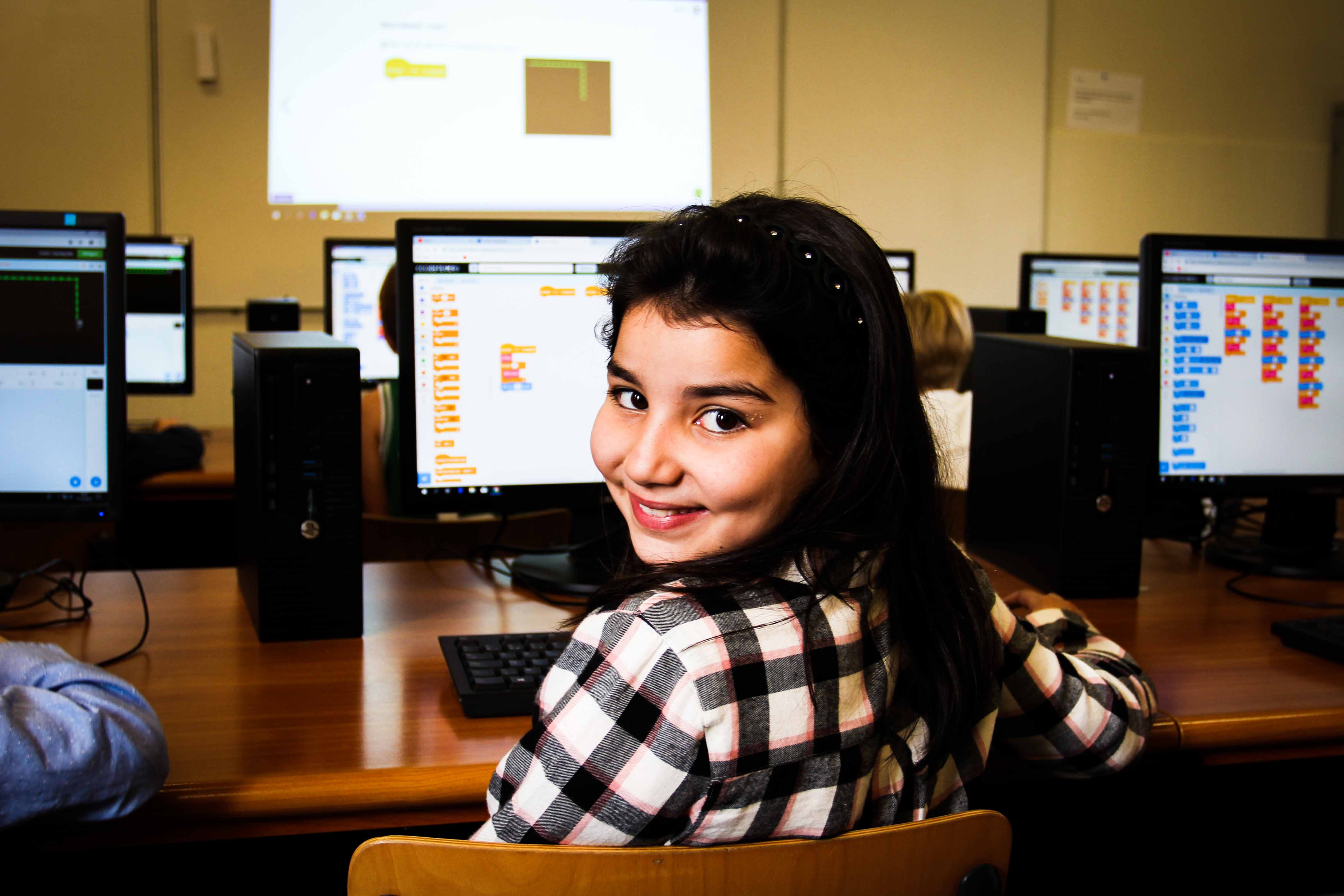 Leer programmeren met CodeFever in Antwerpen - CodeKraks Level 1 (10-12 jaar) in Antwerpen ...